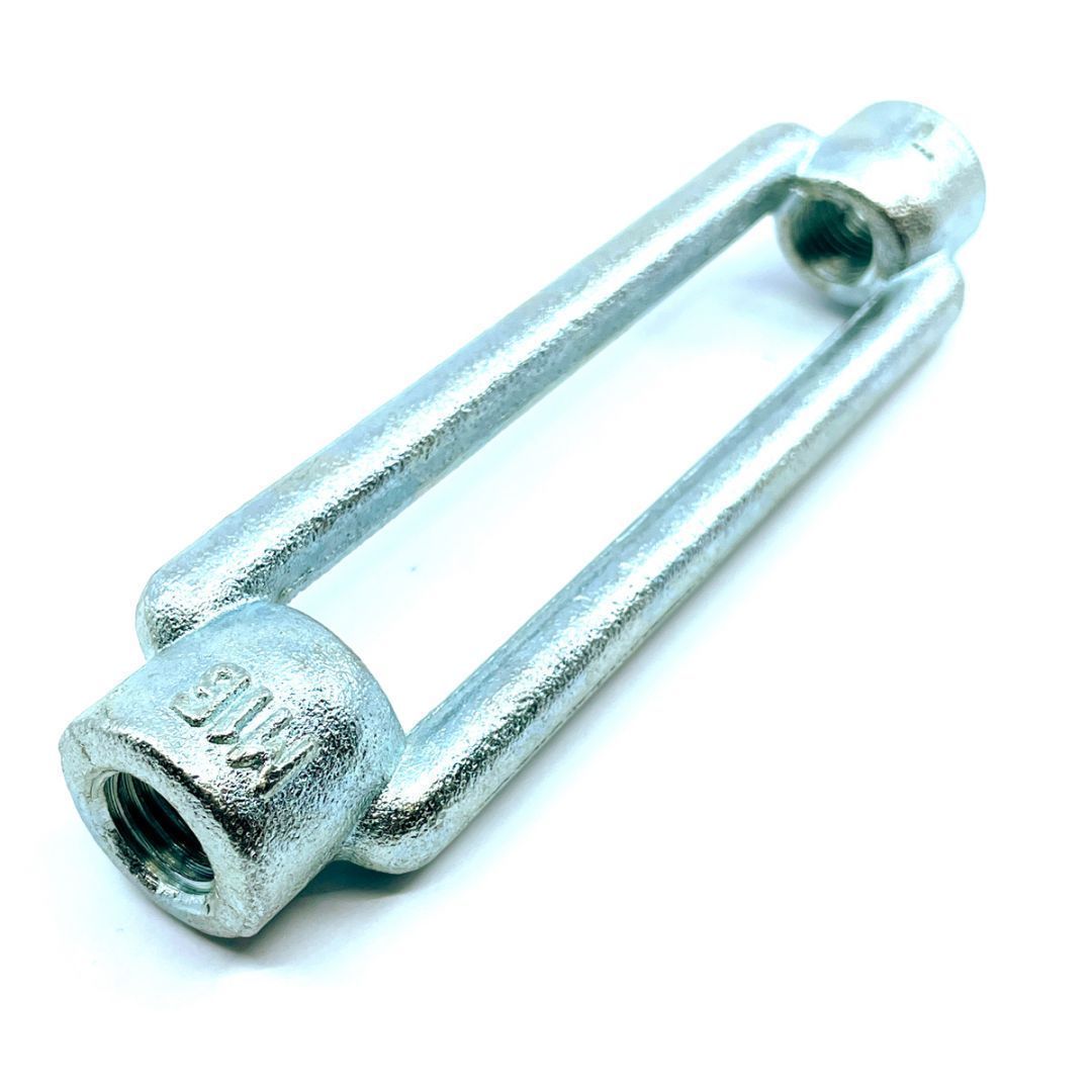 Napínacia matica DIN 1480 zn M20 | SVX SK